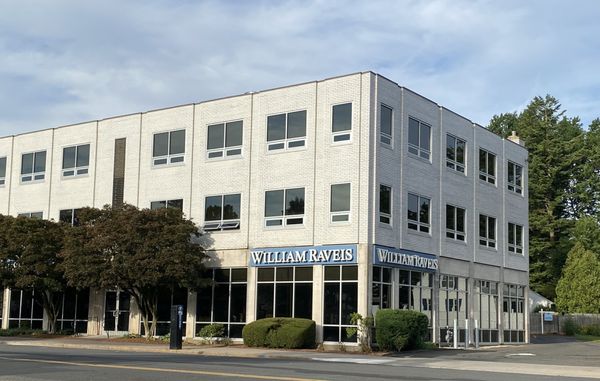 WILLIAM RAVEIS REAL ESTATE - Updated June 2025 - 13 Photos - 125 ...