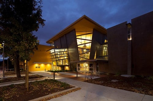 SEVEN TREES BRANCH LIBRARY - Updated October 2025 - 18 Photos & 13 ...