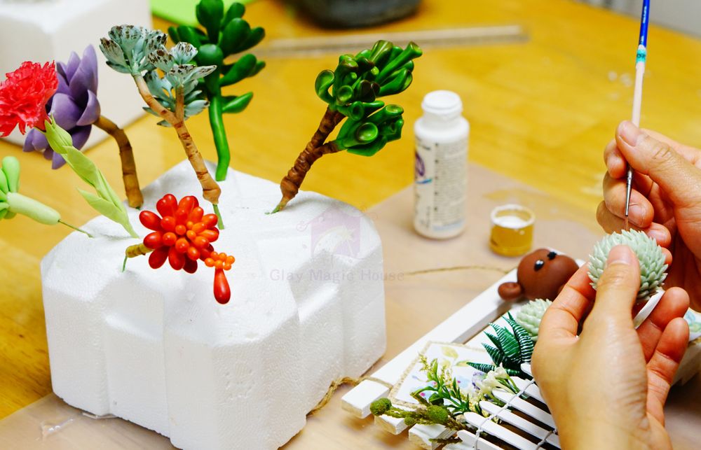 CLAY MAGIC HOUSE - Updated October 2025 - 27 Photos - 322 S Abel St ...