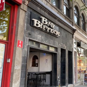 BARFLY - Updated July 2025 - 16 Photos & 42 Reviews - 4062 Street ...