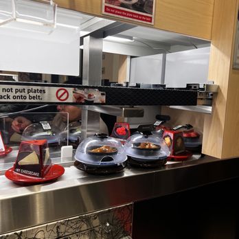 KURA REVOLVING SUSHI BAR - Updated August 2025 - 204 Photos & 71 ...