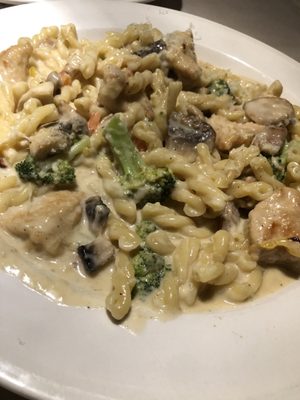 BASIL RESTAURANT - 31 Photos & 135 Reviews - 43 Frairy St, Medfield, MA ...