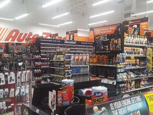 AUTOZONE AUTO PARTS - Updated January 2026 - 32 Photos & 85 Reviews ...