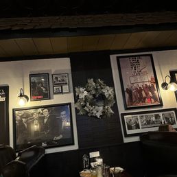 EXCHEQUER RESTAURANT & PUB - Updated July 2025 - 550 Photos & 716 ...