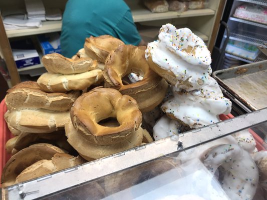 ELM ST BAKERY - 83 Photos & 86 Reviews - 173 Elm St, Everett, MA - Menu ...