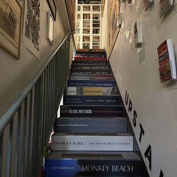 MASSY BOOKS - Updated January 2026 - 10 Photos & 13 Reviews - 229 E ...