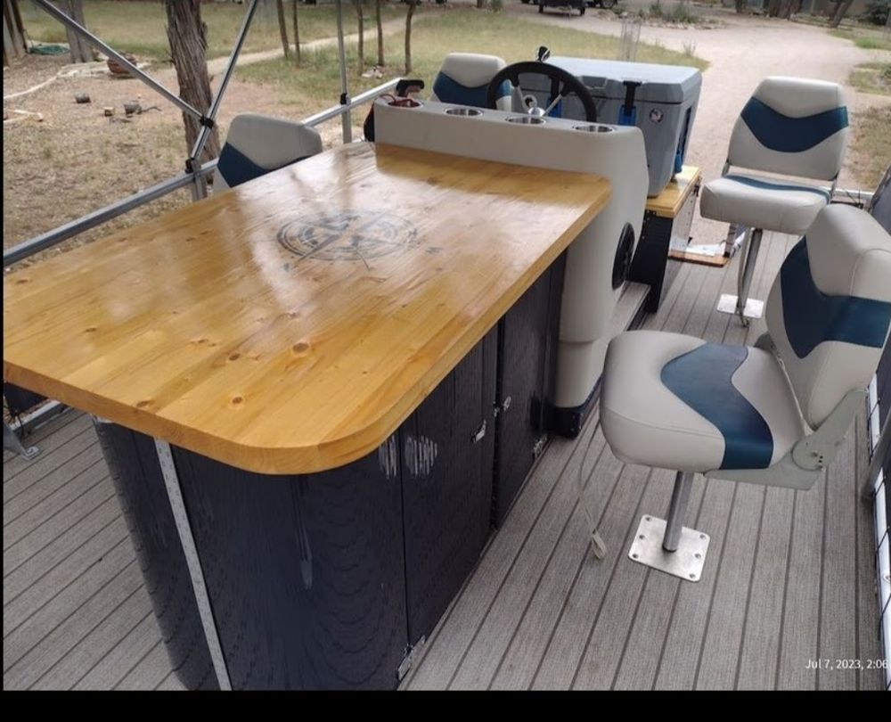 IRISH EYES PONTOON RENTAL - Updated August 2025 - 3681 Cedar Ridge Park ...