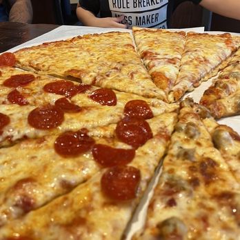 BACCI PIZZERIA - Updated October 2025 - 160 Photos & 248 Reviews - 2301 ...