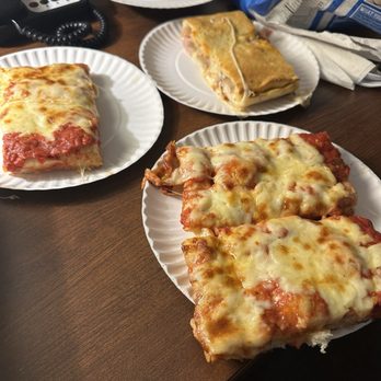 BRANCHINELLI’S PIZZA & RESTAURANT - Updated July 2025 - 266 Photos ...