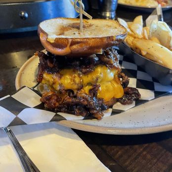 BRAND 44 N TAVERN - Updated April 2025 - 127 Photos & 97 Reviews - 8060 ...