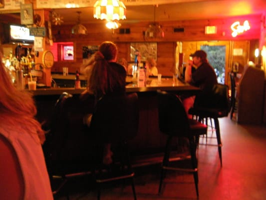 BOTTOM LINE BAR & GRILL - Updated December 2025 - 24 Photos & 14 ...