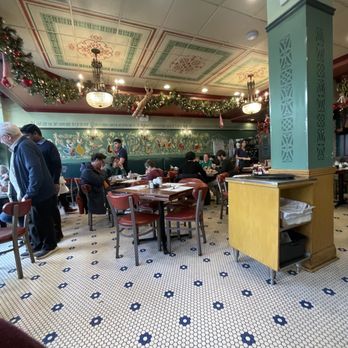 ANN SATHER RESTAURANT - 964 Photos & 1103 Reviews - 909 W Belmont Ave ...