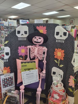 SEW CREATIVE COTTAGE - Updated December 2025 - 22550 Lorain Rd ...