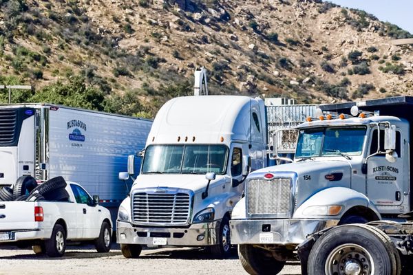 RUST AND SONS TRUCKING - Updated June 2026 - 19 Photos - 15353 Olde ...