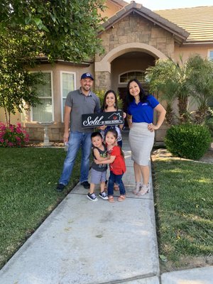 ROSA OCHOA - REALTY WORLD - Updated December 2025 - 12 Photos - 421 N I ...