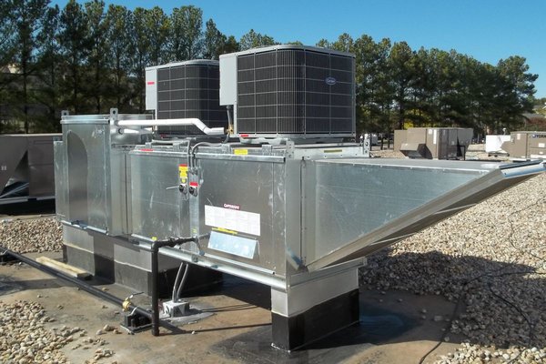 DINE COMPANY - Updated September 2025 - 32 Photos - 3110 Preston Hwy ...