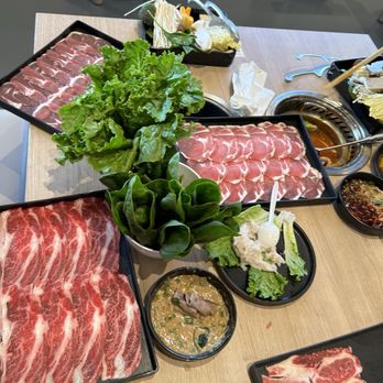 MUMU HOT POT - Updated July 2024 - 205 Photos & 69 Reviews - 5699 Bay ...