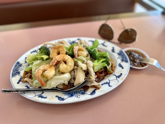 LUU NEW TUNG KEE NOODLE - 529 Photos & 454 Reviews - 481 E Calaveras ...
