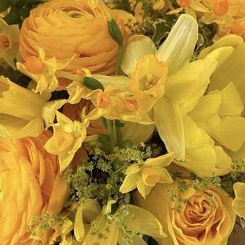 CENTRAL SQUARE FLORIST - Updated December 2025 - 184 Photos & 295 ...