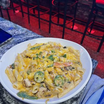 ART & JAKES SPORTS BAR AND GRILL - NORTHVILLE - Updated August 2024 - 21 Photos & 56 Reviews ...