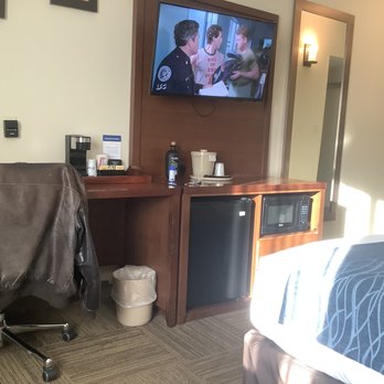 COMFORT INN EDGEWATER ON HUDSON RIVER - Updated January 2026 - 49 ...