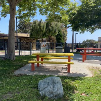 JOSLYN PARK - Updated October 2025 - 99 Photos & 58 Reviews - 633 Kensington Rd, Santa Monica ...