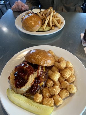 THE FIELDHOUSE SPORTS BAR & KITCHEN - 62 Photos & 36 Reviews - 1106 ...