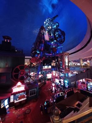 SILVER BARON LOUNGE - Updated November 2025 - 11 Photos - 407 N ...