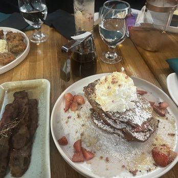 AMINA - Updated March 2025 - 559 Photos & 219 Reviews - 104 Chestnut St ...