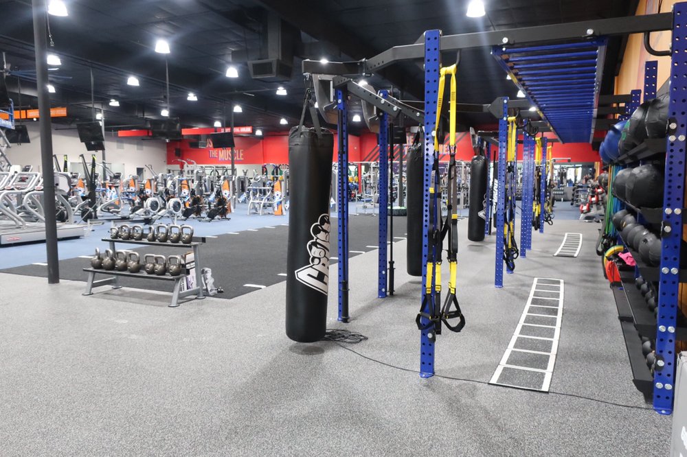 CRUNCH FITNESS - EDINBURG - Updated January 2026 - 55 Photos & 10 ...