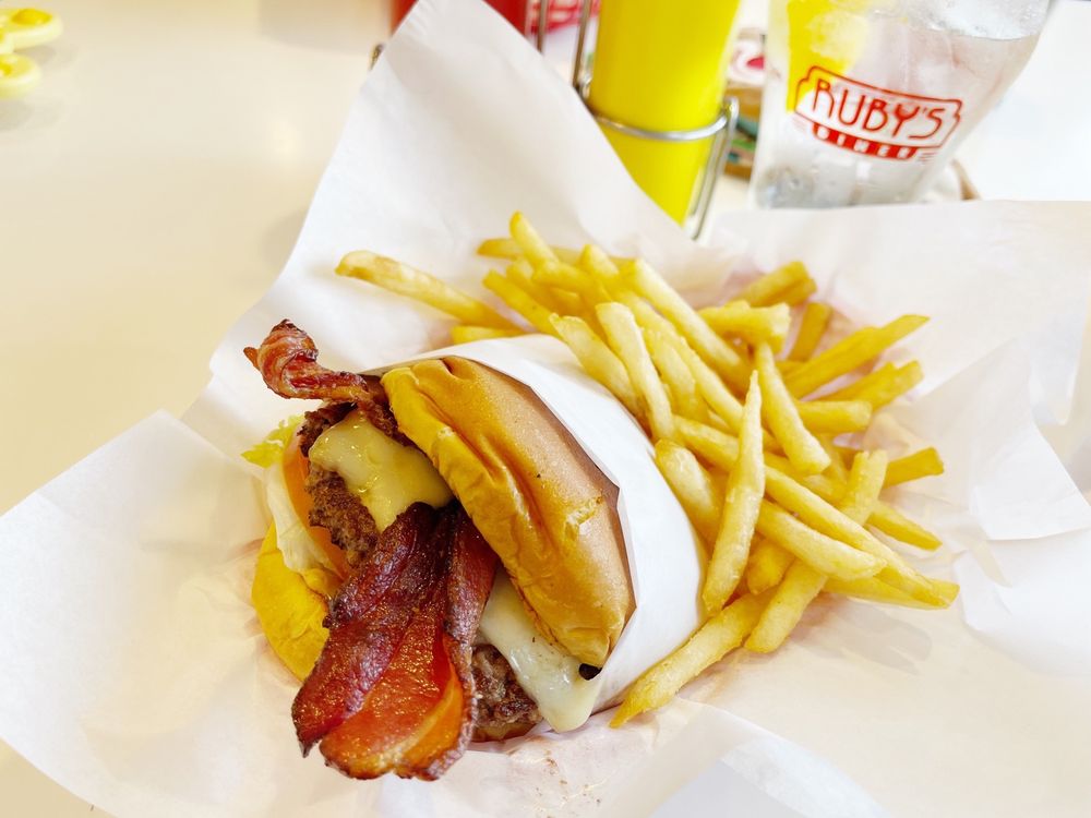 RUBY’S DINER - Updated December 2025 - 233 Photos & 270 Reviews - 2305 ...