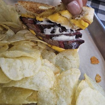 MEATING PLACE BARBEQUE - Updated June 2025 - 120 Photos & 186 Reviews ...