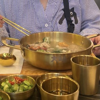 BIG WAY HOT POT - Updated October 2025 - 86 Photos & 24 Reviews - 2145 ...