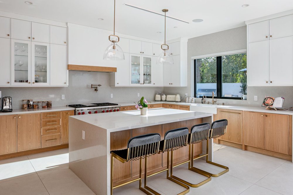 KV CONSTRUCTION - Updated January 2026 - 65 Photos - 5922 Van Nuys Blvd ...