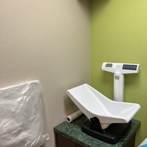 DAVID K TRAGER, MD - Updated July 2024 - 45 Reviews - 14880 Los Gatos ...