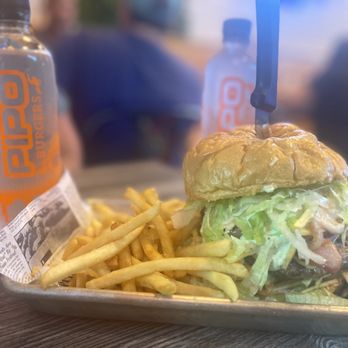 PIPO BURGERS - Updated October 2025 - 74 Photos & 36 Reviews - 10808 NW ...