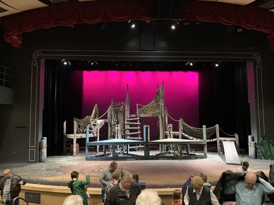 CENTERPOINT LEGACY THEATRE - 22 Photos & 16 Reviews - 525 N 400th W ...