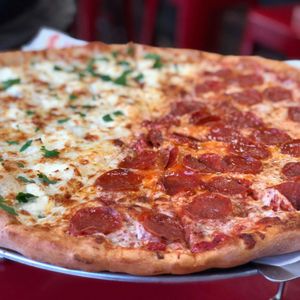 PIE LIFE PIZZA - 356 Photos & 387 Reviews - Pizza - 691 S Raymond Ave ...