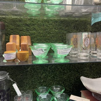 CONSIGNMENT CLASSICS - Updated February 2025 - 421 Photos & 106 Reviews ...