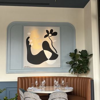 HAMILTON’S - Updated December 2025 - 176 Photos & 69 Reviews - 1401 ...