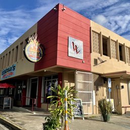 MOSA’S JOINT - Updated March 2025 - 394 Photos & 267 Reviews - 324 West ...