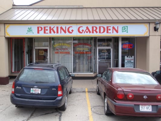 PEKING GARDEN - Updated December 2025 - 25 Photos & 77 Reviews - 7625 W ...