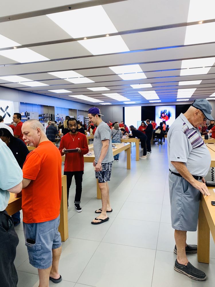 APPLE BOCA RATON - 68 Photos & 209 Reviews - Computers - 6000 Glades Rd ...