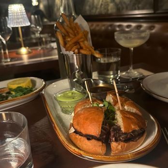 CHELSEA LIVING ROOM - Updated December 2024 - 75 Photos & 20 Reviews ...