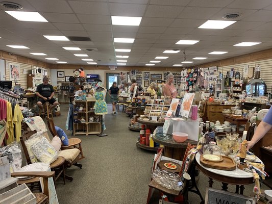 JUNK IN THE TRUNK - Updated December 2025 - 213 W Main St, Sackets ...