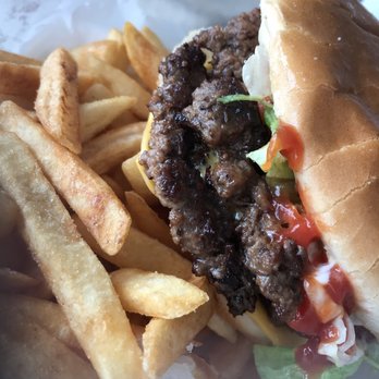 VICKI’S LUNCH VAN - 78 Photos & 81 Reviews - 106 Coliseum Blvd ...