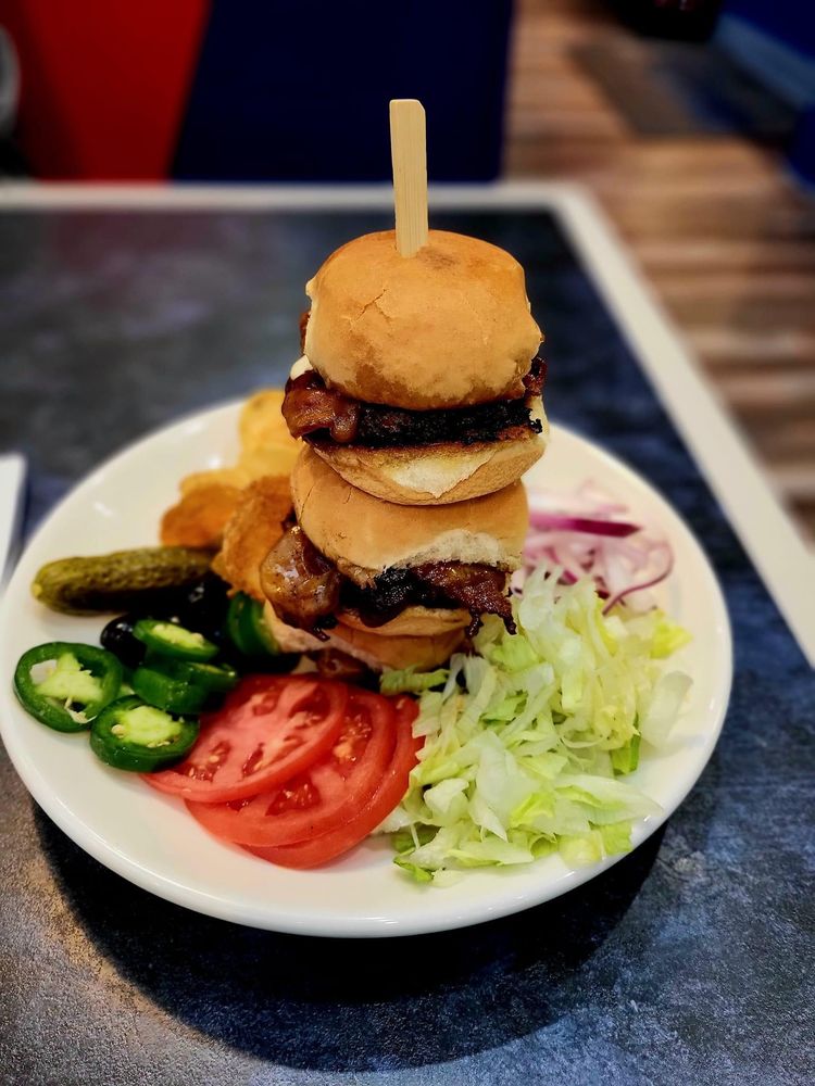 ATTMAN’S DELICATESSEN - Updated December 2025 - 105 Photos & 70 Reviews ...