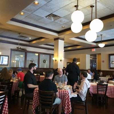 MAGGIANO’S LITTLE ITALY - Updated December 2024 - 639 Photos & 839 ...