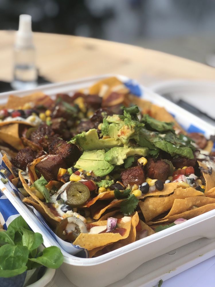 THE COMUS INN - 320 Photos & 215 Reviews - American (New) - 23900 Old ...