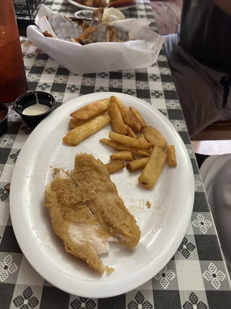 REEF & BEEF RESTAURANT & LOUNGE - 17 Photos & 32 Reviews - 2079 SE Hwy ...